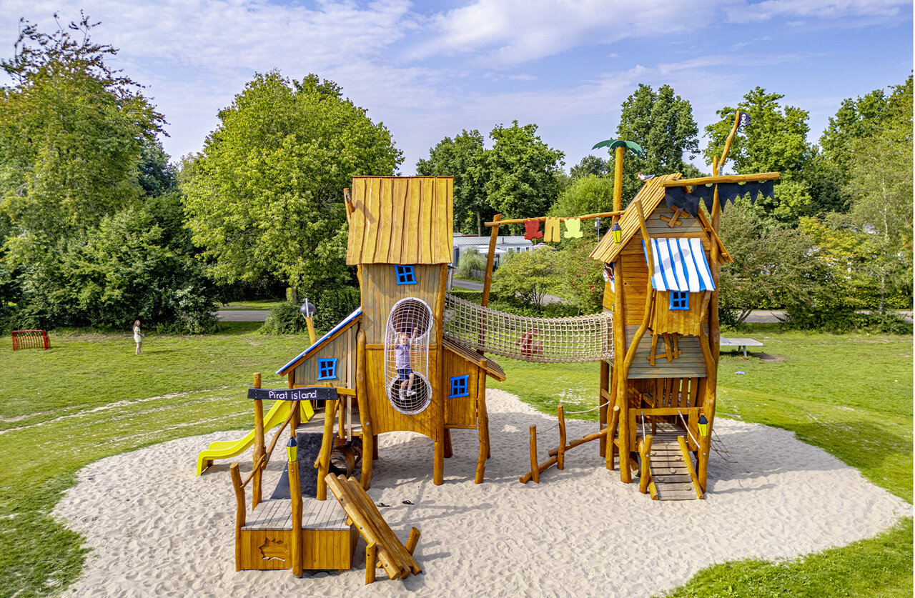 Vakantiepark Erkemederstrand - CAPFUN, Familie vakantie in Zeewolde ...